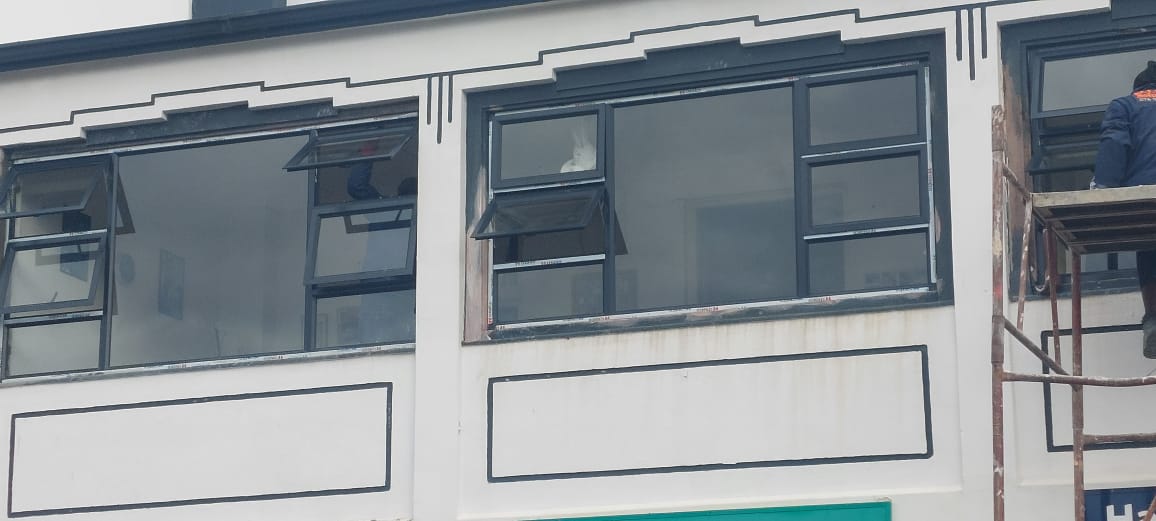 Charcoal Crealco Windows